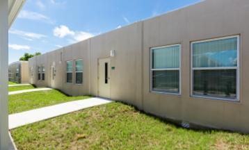 Modular Retail Buildings for Lease or Purchase